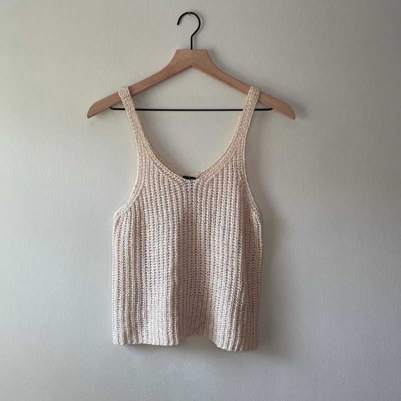 Moon & Madison Clothing Website: Stylish Women’s Knitwear